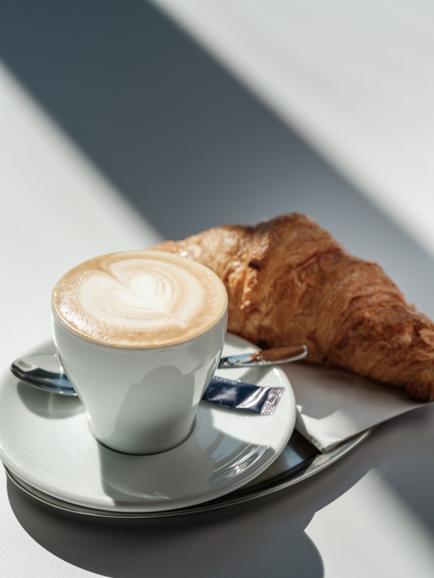 Erlebe das Salz bei den Schweizer Salinen